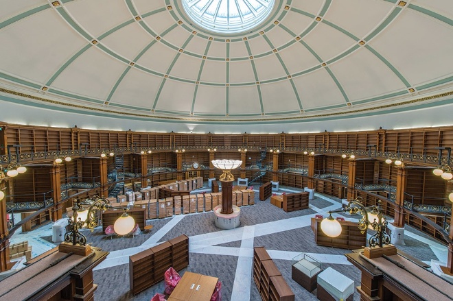 Would you rave in the library? - Only Techno