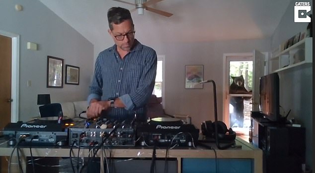 Techno Bear Interrupts Livestreamed DJ Set - Only Techno