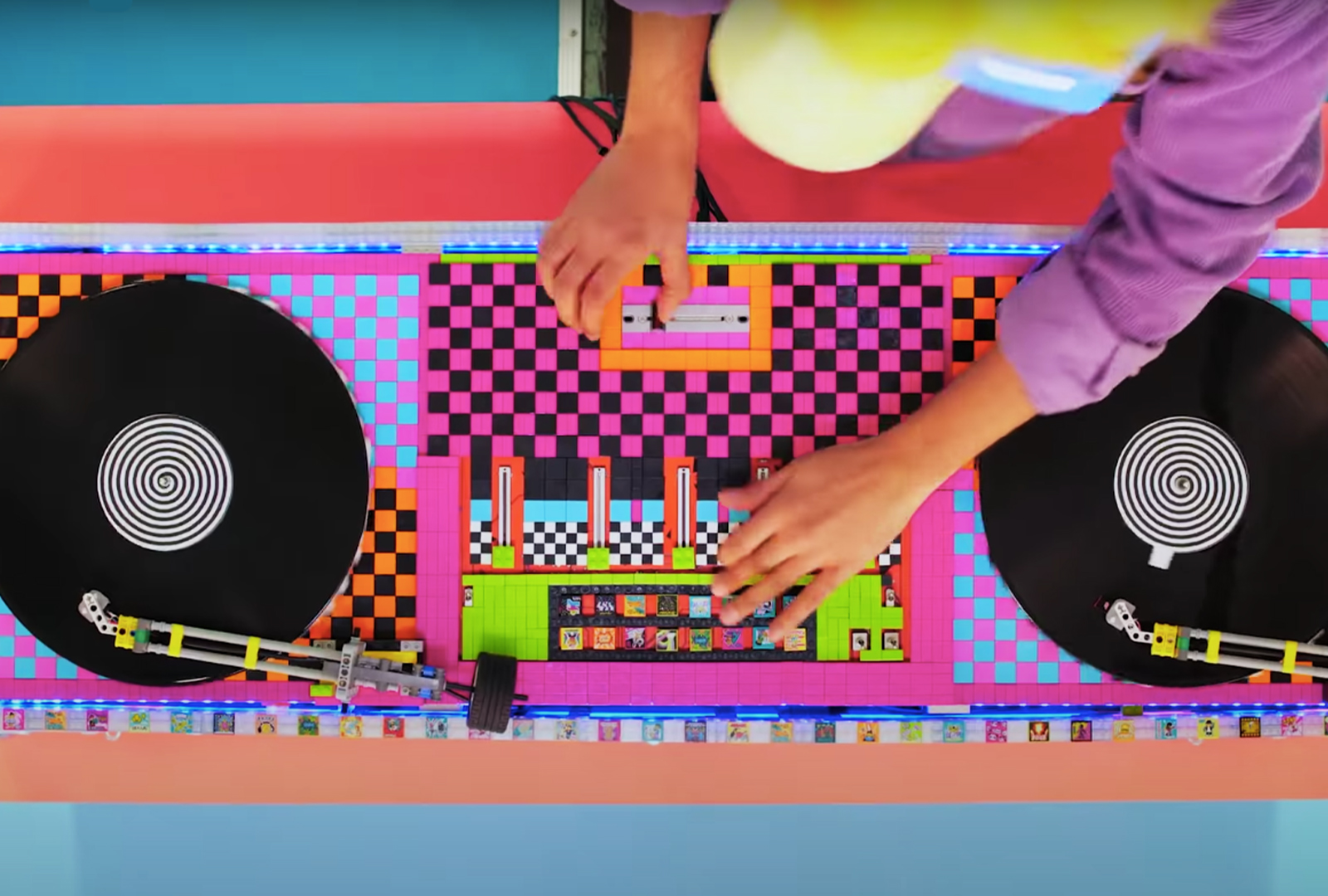 Artist Designs Working DJ Decks Out Of Lego - Only Techno