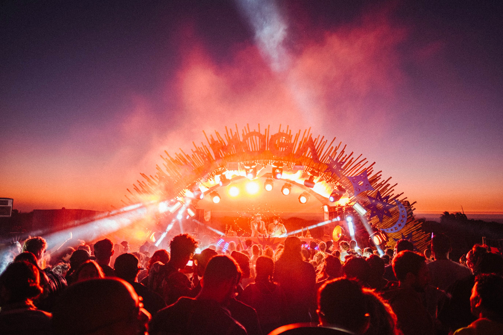 Essentials For Travelling Abroad To Festivals - Only Techno